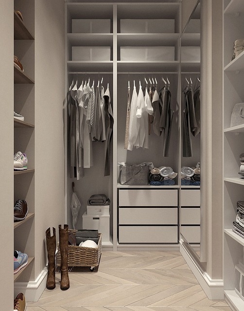 Organize Your Apartment Closets - Red Oak Properties